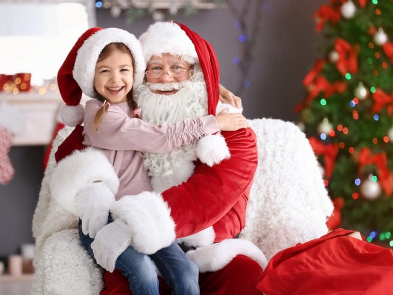 Blind, Autistic Boy Touches Santa Claus’ Beard During Heartwarming ...